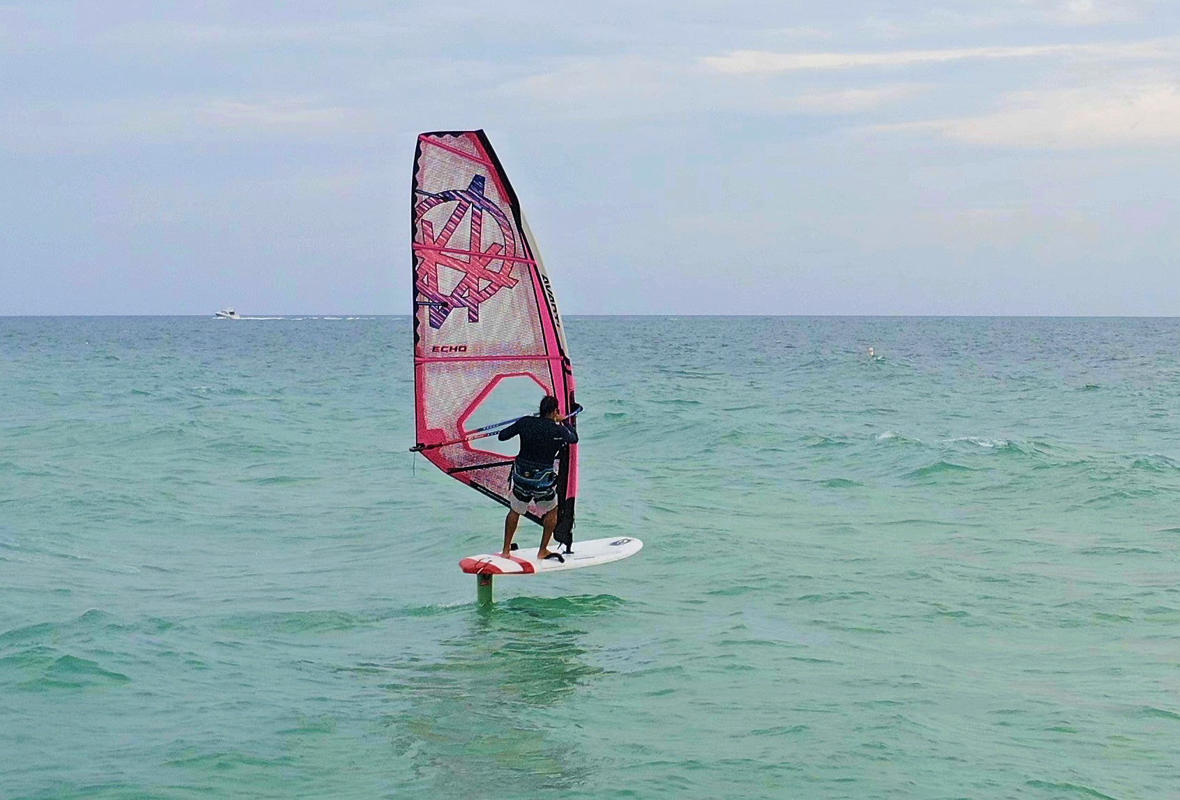 Echo - Wind and Surf